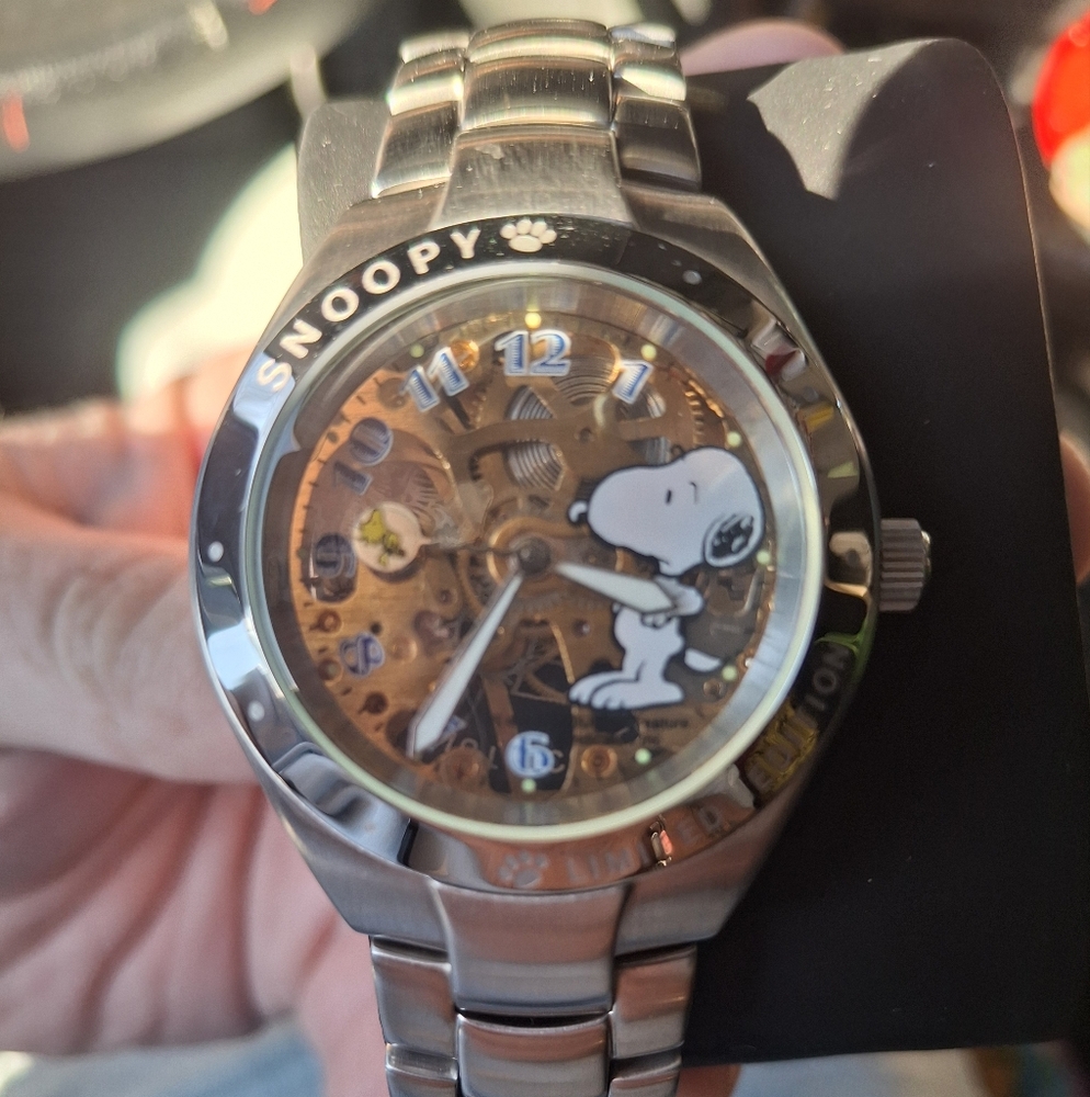Snoopy Auto Watch Limited Edition - Gem